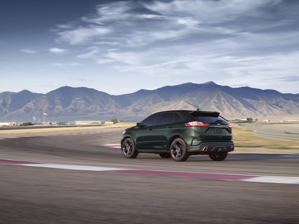 Every 2023 Mid-Size SUV Ranked from Best to Worst Best Mid-Size SUVs